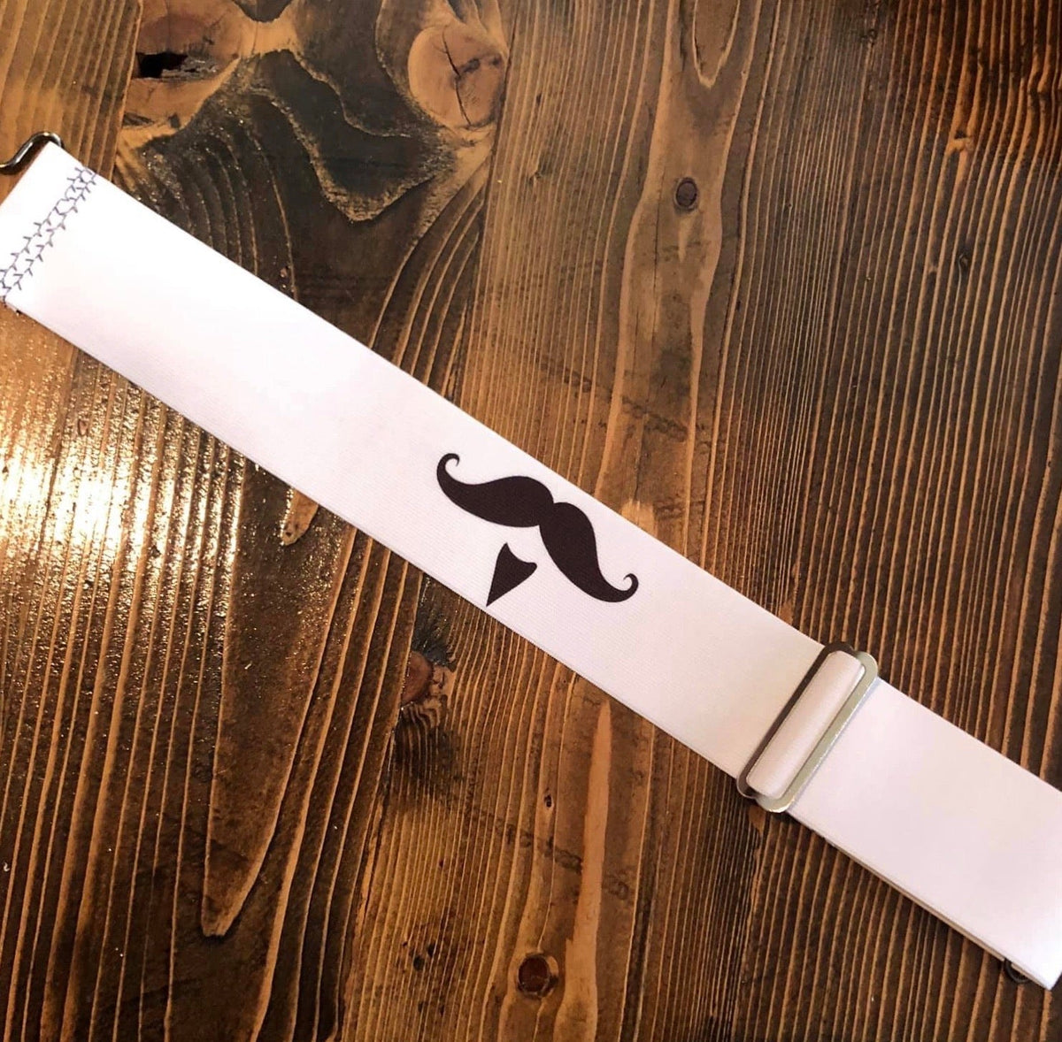 Mustache – Turn'n & Burn'n Straps